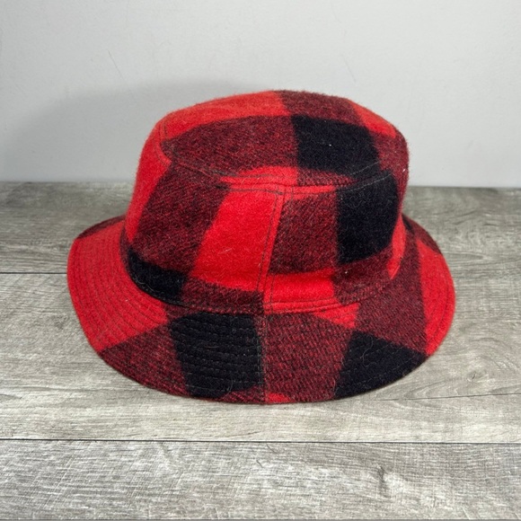 Filson | Accessories | Filson Buffalo Plaid Red Black Wool Packer Bush ...